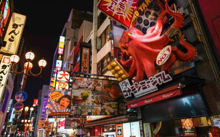 Dotonbori Area in Osaka: Access and Tourist Attractions - JRailPass