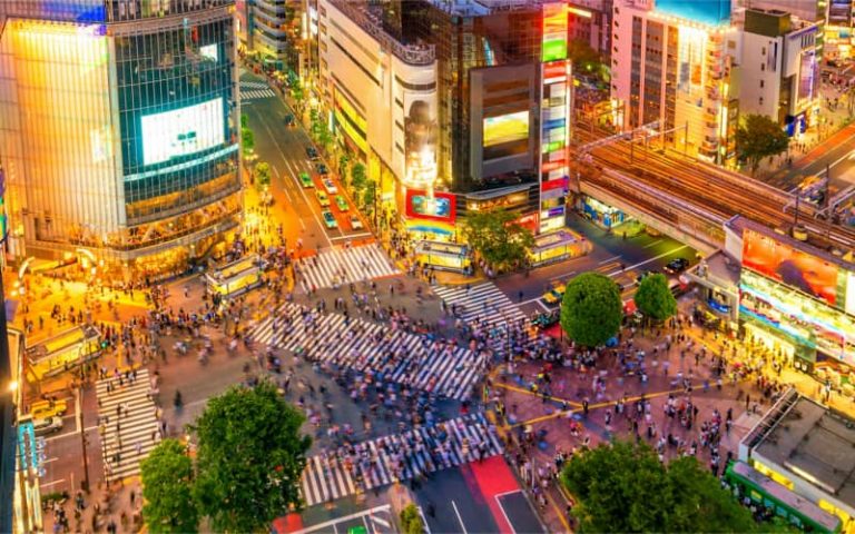Shibuya Crossing, the World's Busiest Crossing | JRailPass