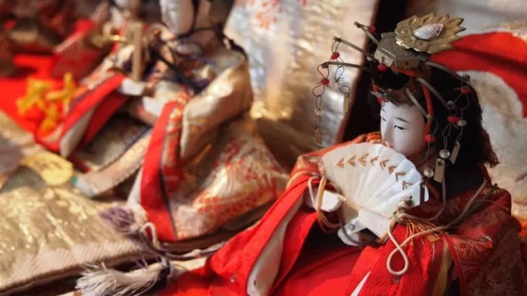 Hinamatsuri or Doll Festival: The Girls' Day in Japan - JRailPass