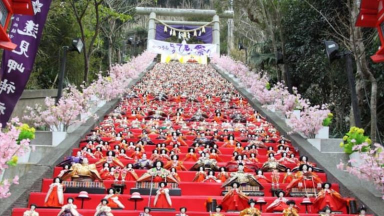 Hinamatsuri or Doll Festival: The Girls' Day in Japan - JRailPass