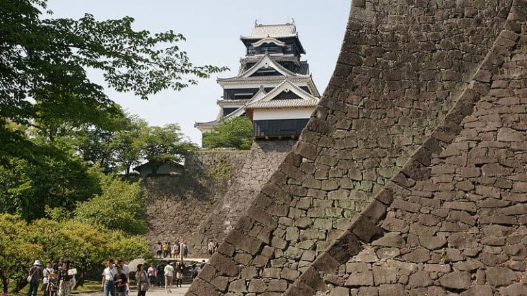Kumamoto Castle: How to Get There and What to See - JRailPass
