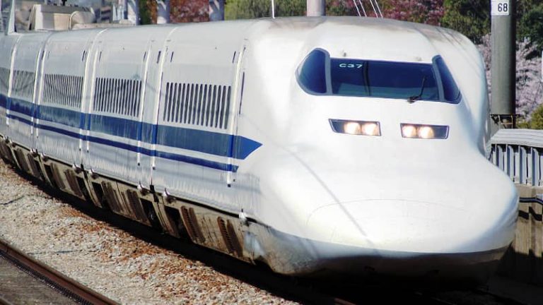 Shinkansen series guide: Shinkansen train models | JRailPass