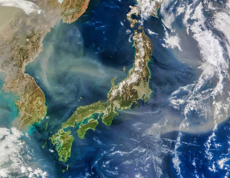 2025 Tsunami in Japan? Manga’s Prediction Vs Reality | JRailPass